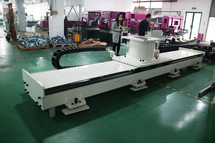 Polishing And Grinding Robot Linear Track / High Precision 7th Axis ...