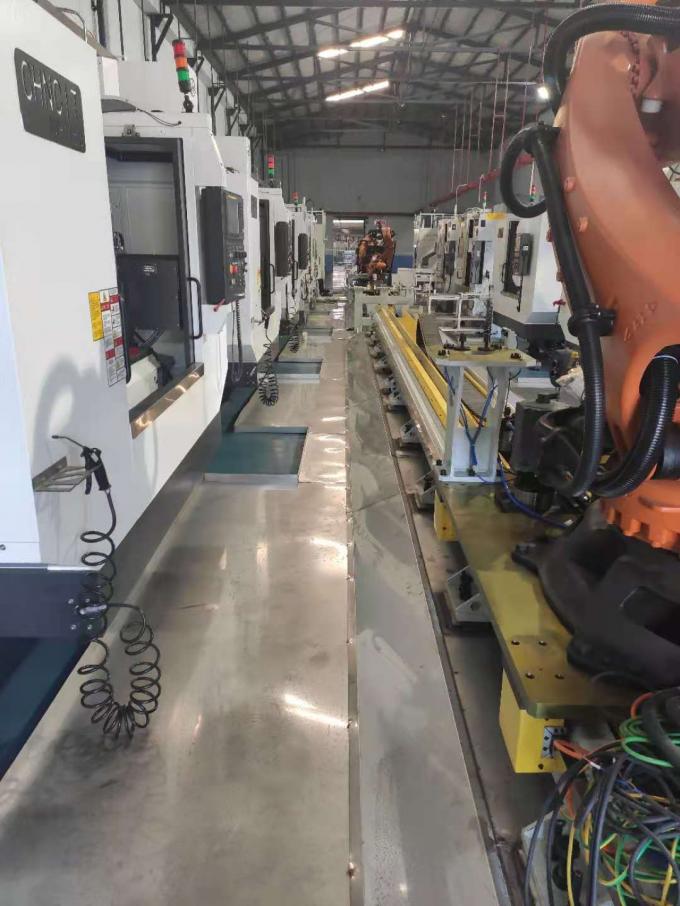 Robot Rail System: Streamline Production with 7-Axis Control，Streamline ...